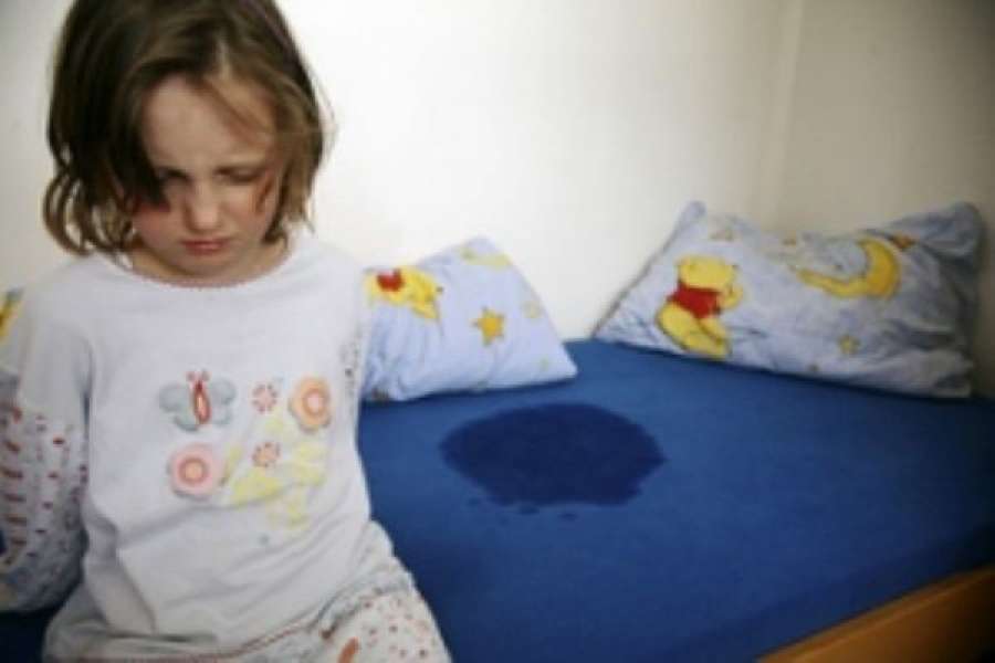 كيف تتعاملين مع مشكلة التبول اللإرادى عند الأطفال ؟ – السويس بلدي ...